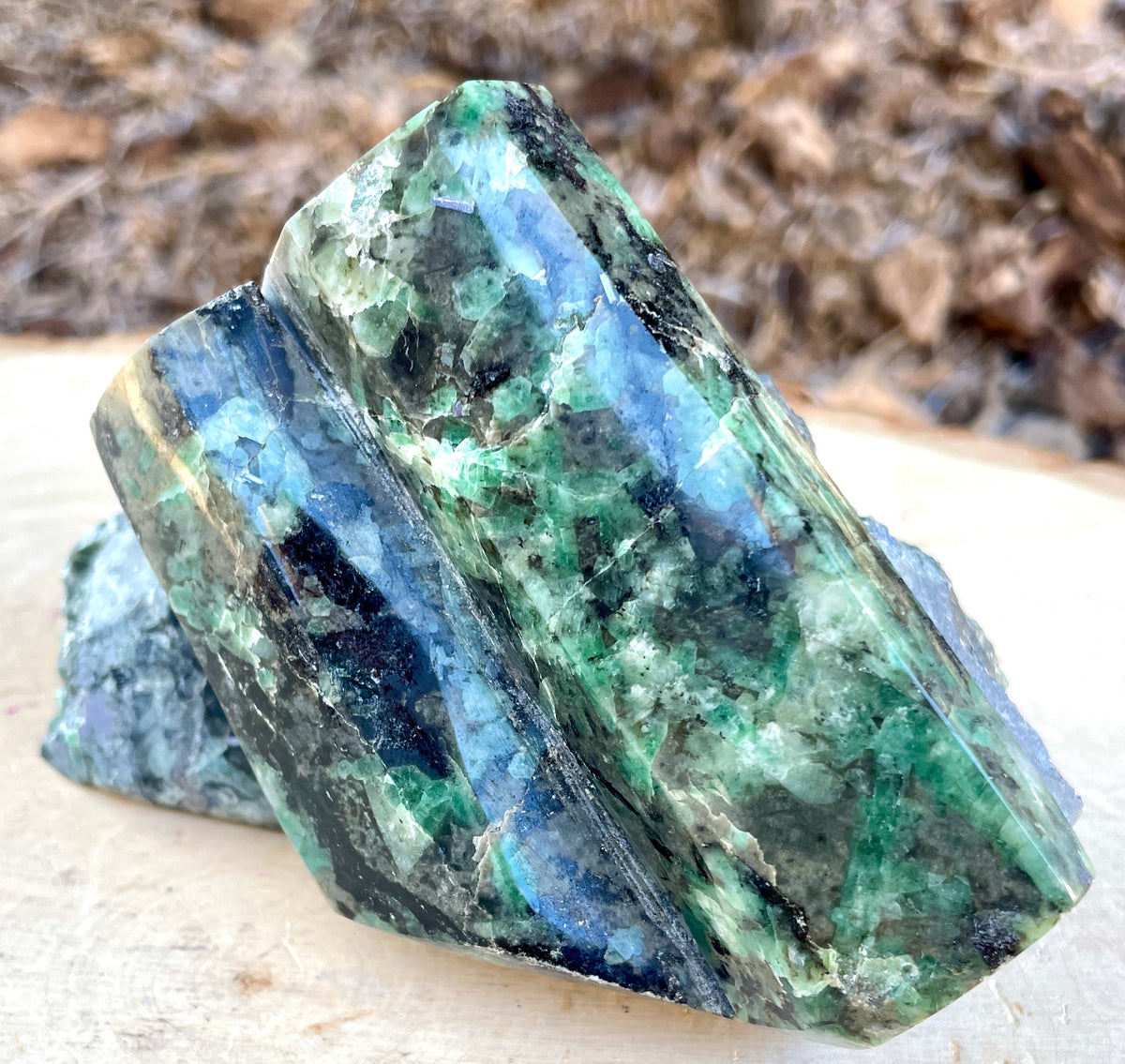 Emerald – GivingEarth Minerals